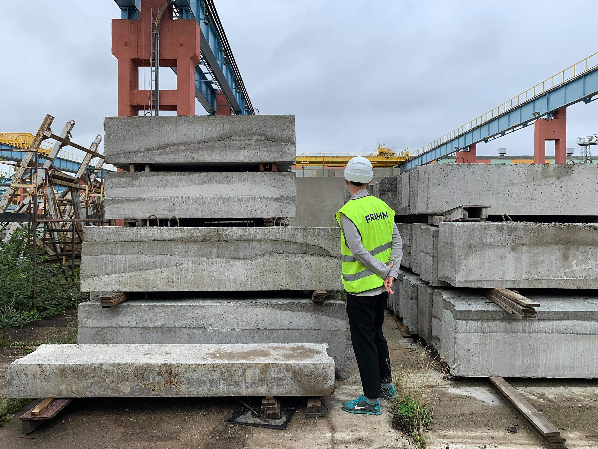 LLRRLLRR — TESTIFIERS